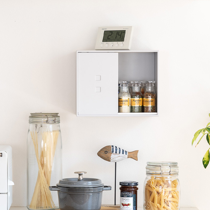 monocell – おうちの壁にモノを乗せる「monocell（モノセル）」