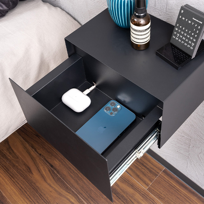 monocell – おうちの壁にモノを乗せる「monocell（モノセル）」